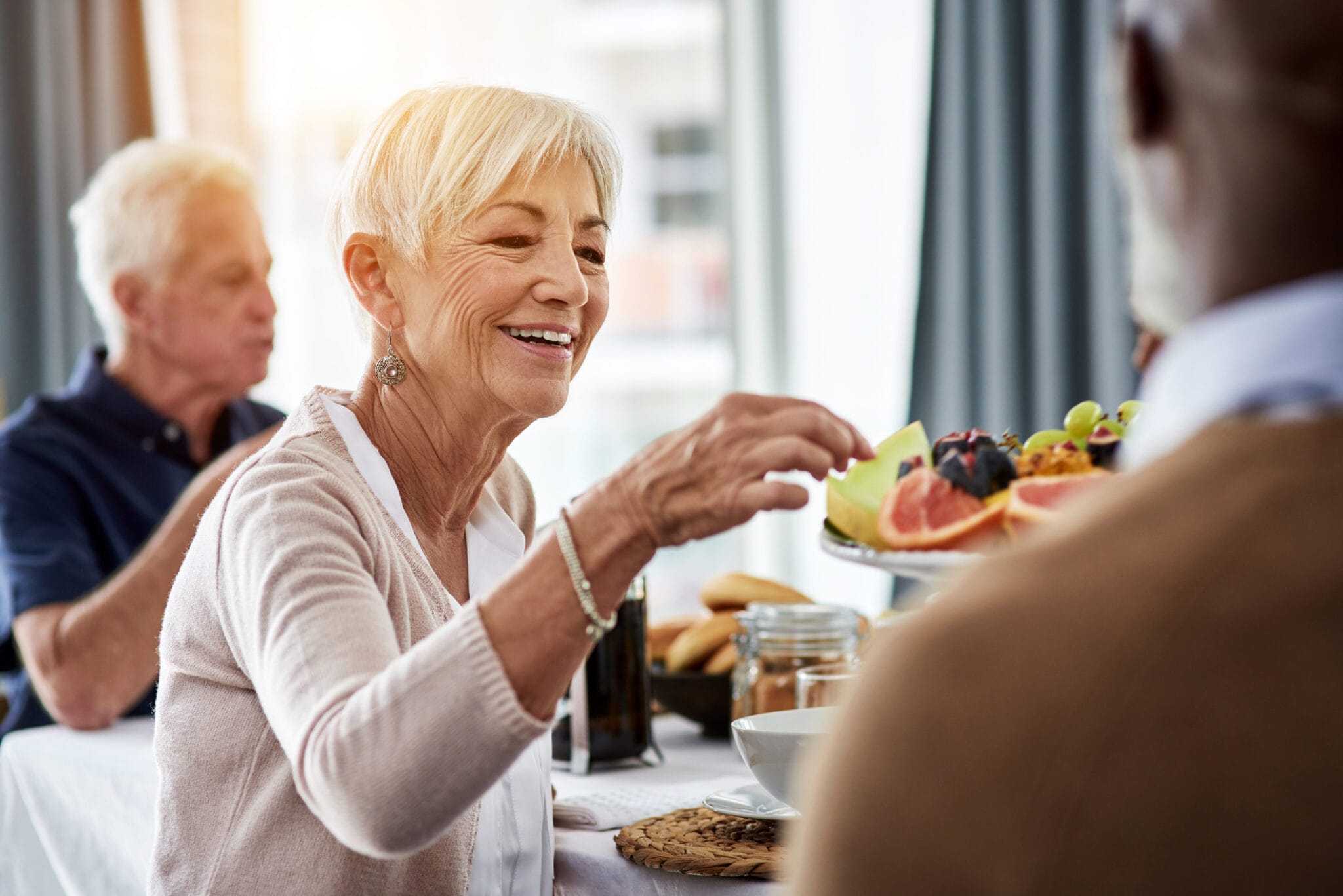 Senior Living Food Services | White Oaks